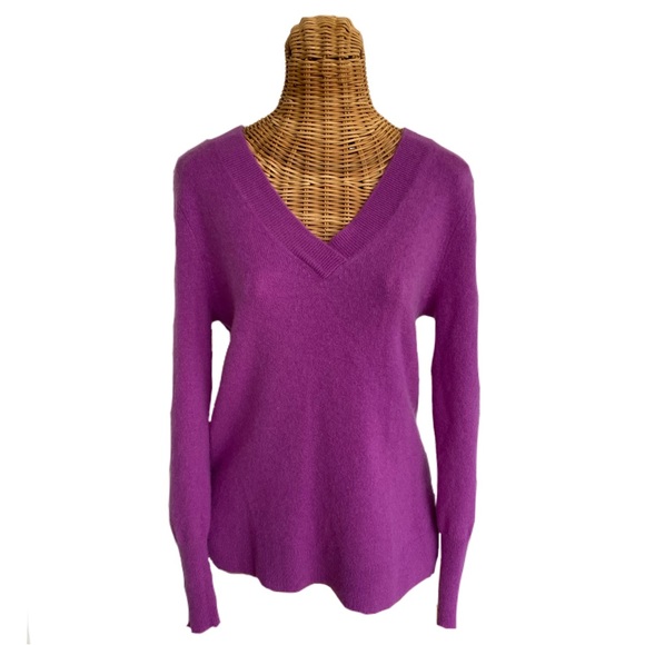 Halogen | Sweaters | Halogen Purple 0 Cashmere V Neck Sweater | Poshmark